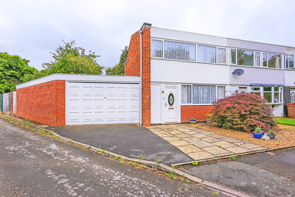 3-bedroom town house for sale in Redfern Close, Solihull