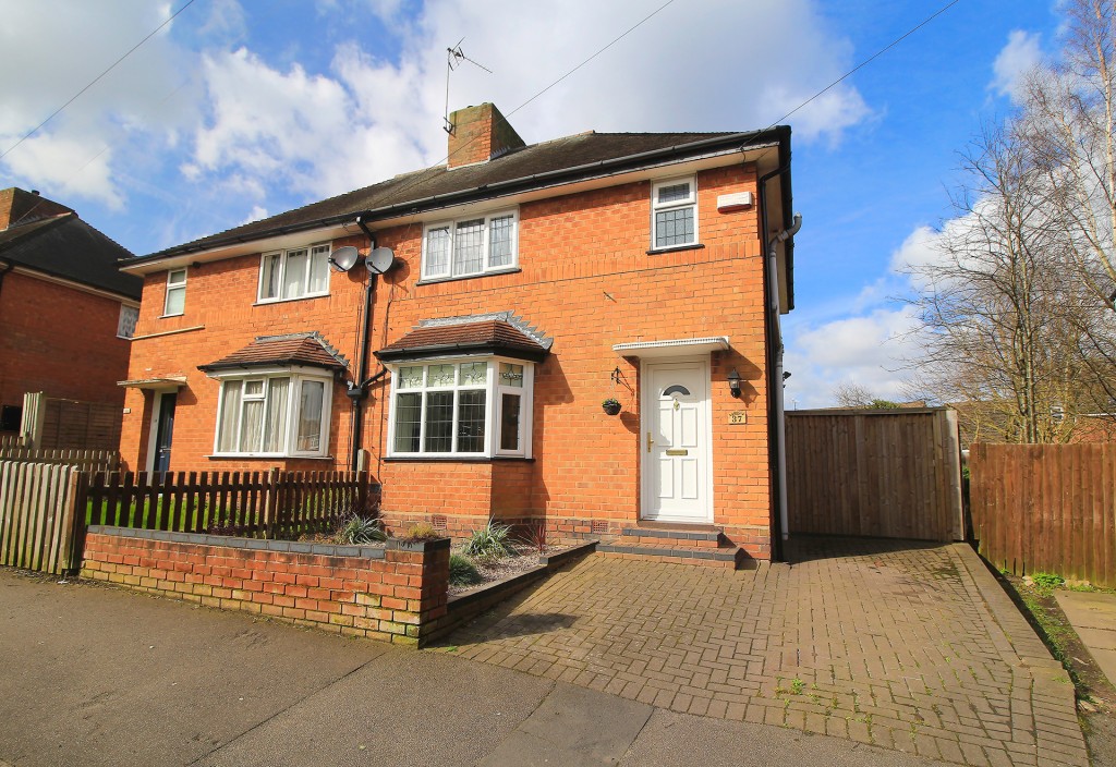 3-bedroom semi-detached house for sale in Alston Road, Solihull