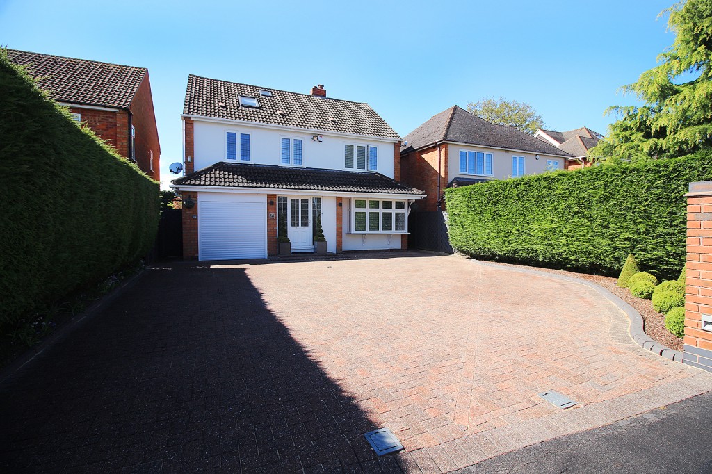 4-bedroom detached house for sale in Southfields Road, Solihull