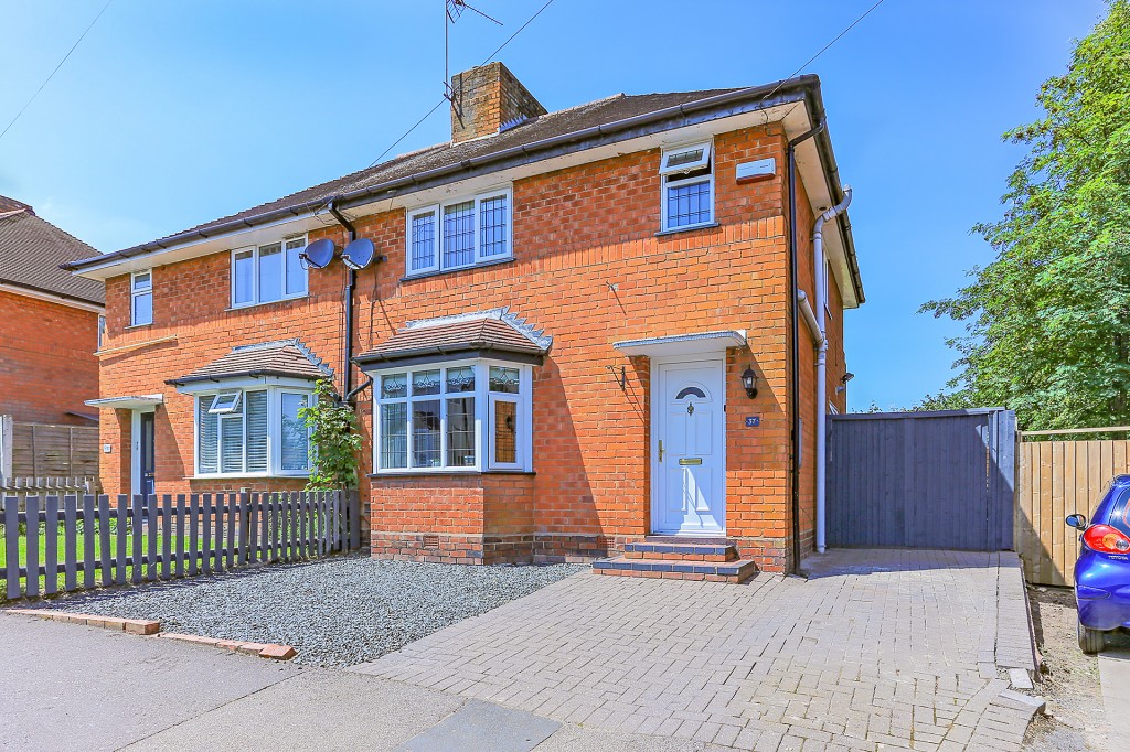 3-bedroom semi-detached house for sale in Alston Road, Solihull